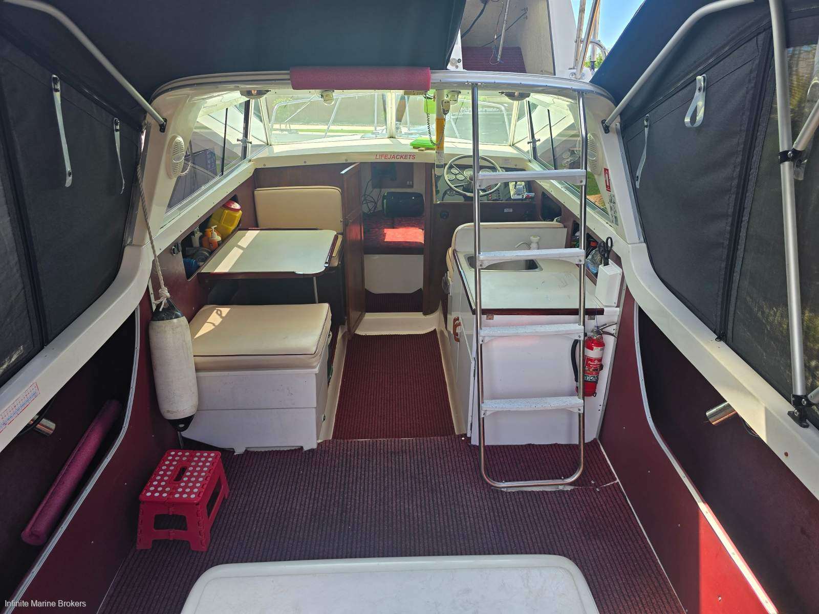 Used Bertram 23 Flybridge Cruiser On Trailer for Sale | Boats For Sale ...