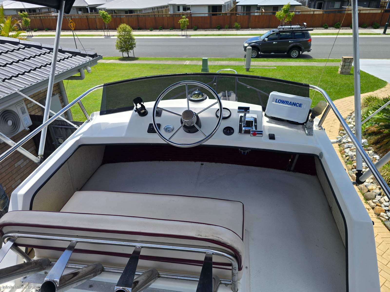 Bertram 23 Flybridge Cruiser on Trailer For Sale | Infinite Marine Brokers