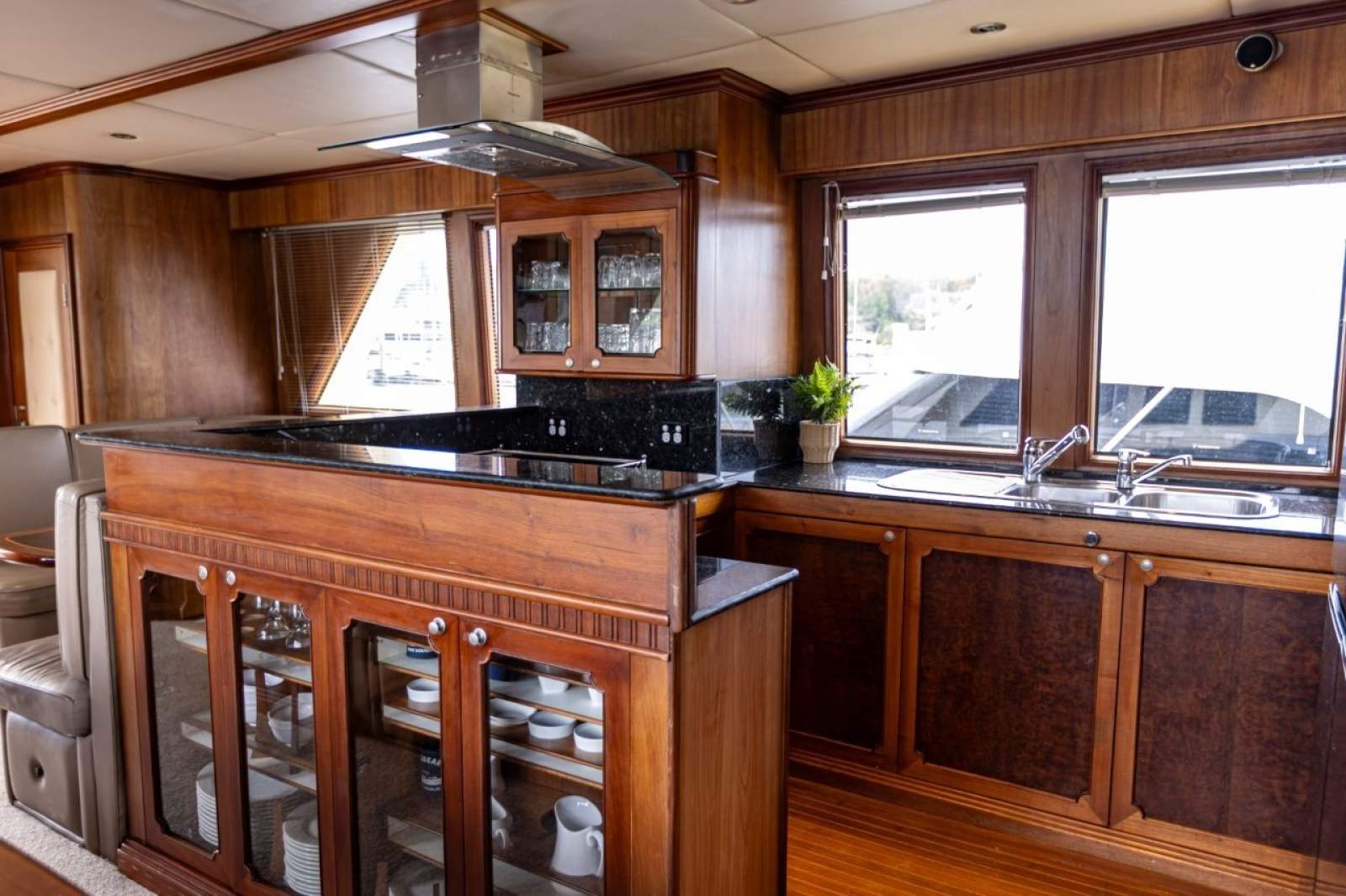 Used Amanda 72 Motor Yacht - Vendor Committed To Selling, Interest ...