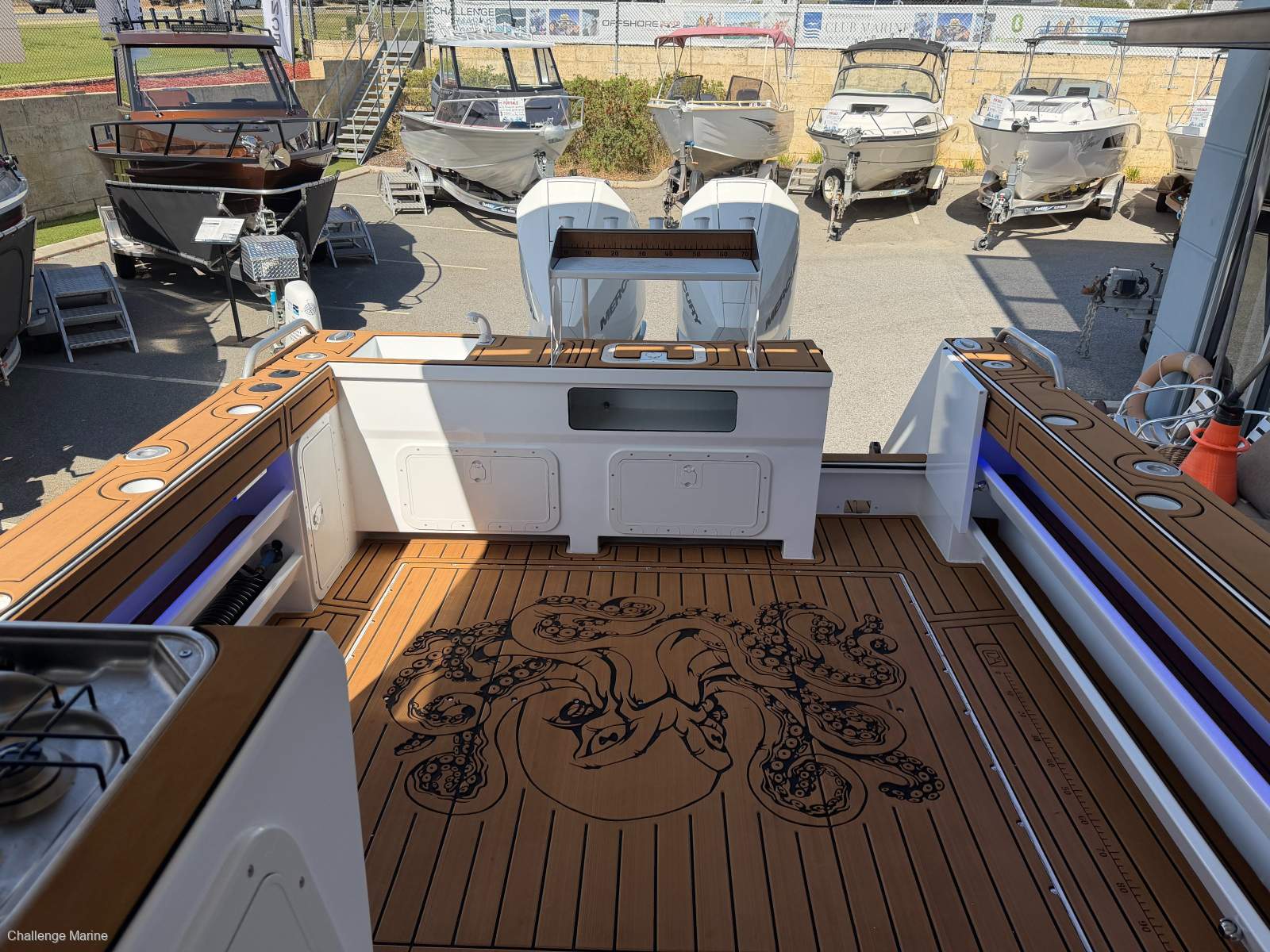 Used Genesis 760xl Hard Top Cuddy Cab 8.5m Loa Twin 250 Hp Mercury ...