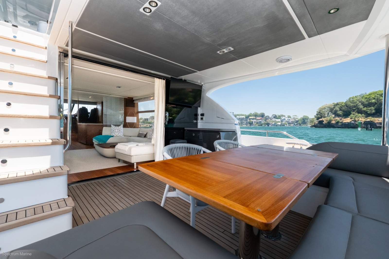 Princess 75 Motor Yacht For Sale | Spectrum Marine