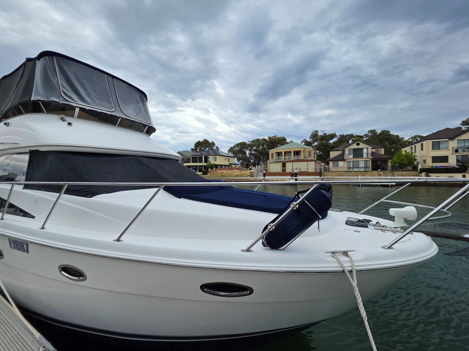 Meridian 341 Sedan Turn-Key, Shaft Driven, Wireless Thrusters For Sale ...