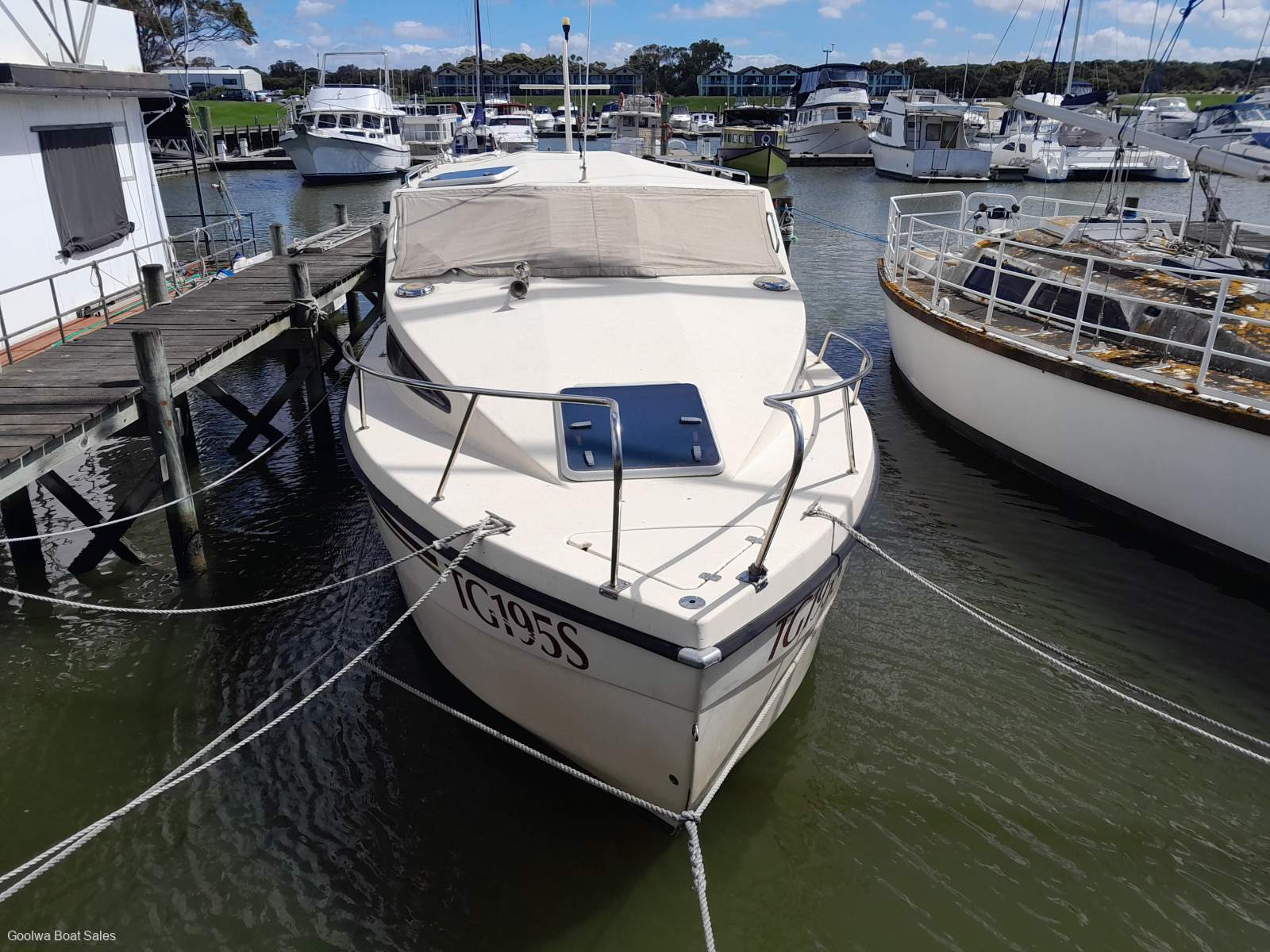 Used Knappo River Boats Cruiser 30 Custom for Sale | Boats For Sale ...