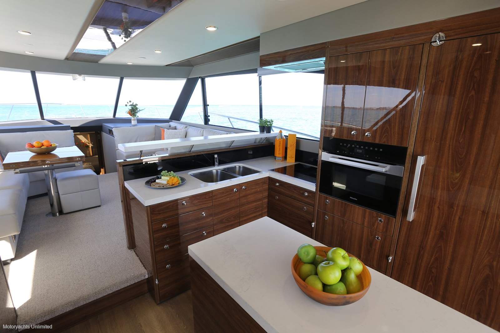 Maritimo M55 - The most highly optioned M55 on the market today For ...