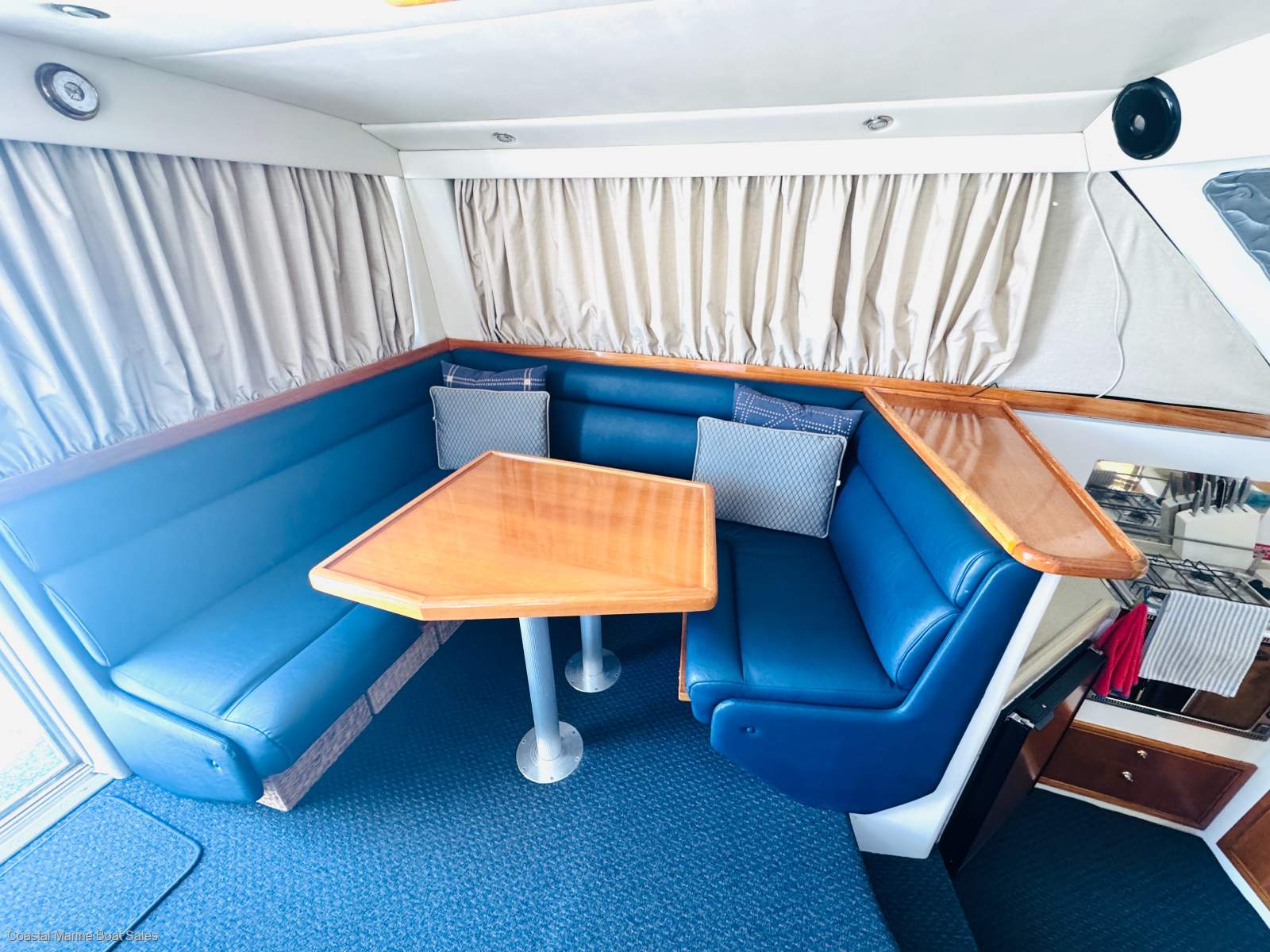 Used Riviera 34 Platinum Flybridge for Sale | Boats For Sale | Yachthub