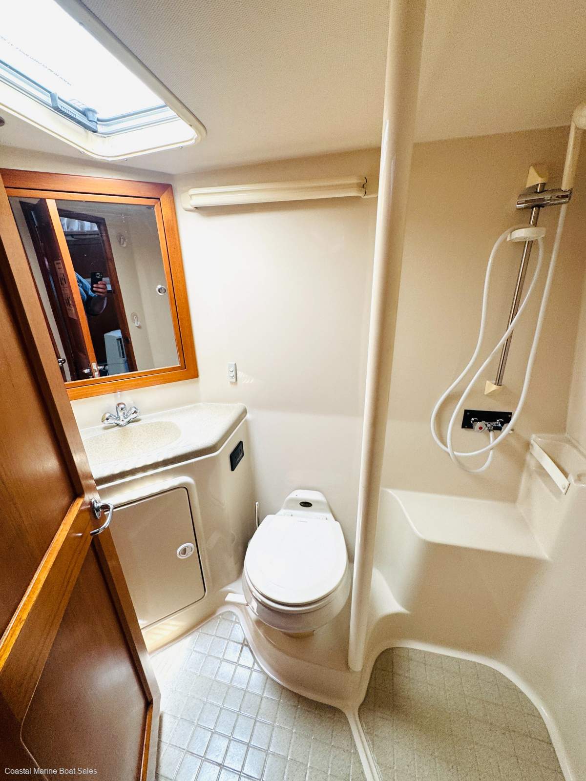 Used Riviera 34 Platinum Flybridge for Sale | Boats For Sale | Yachthub