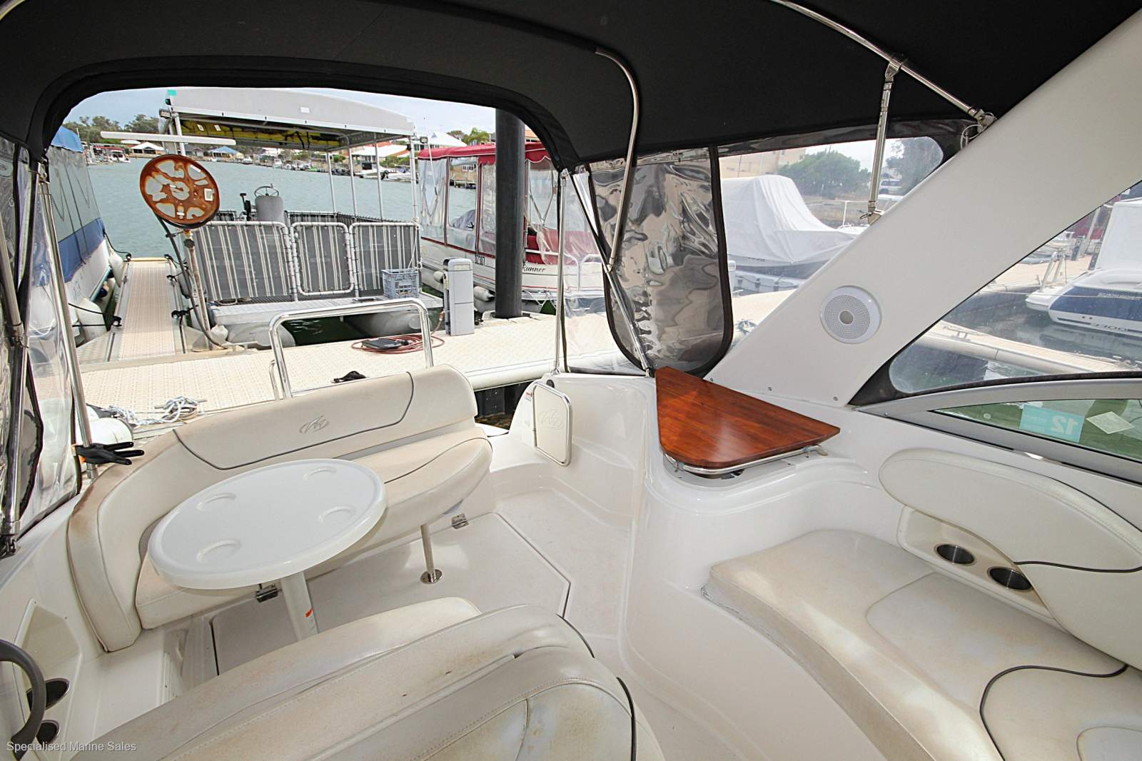Monterey 270 CR *** FANTASTIC FAMILY BOATING *** $ 65,000 *** For Sale ...