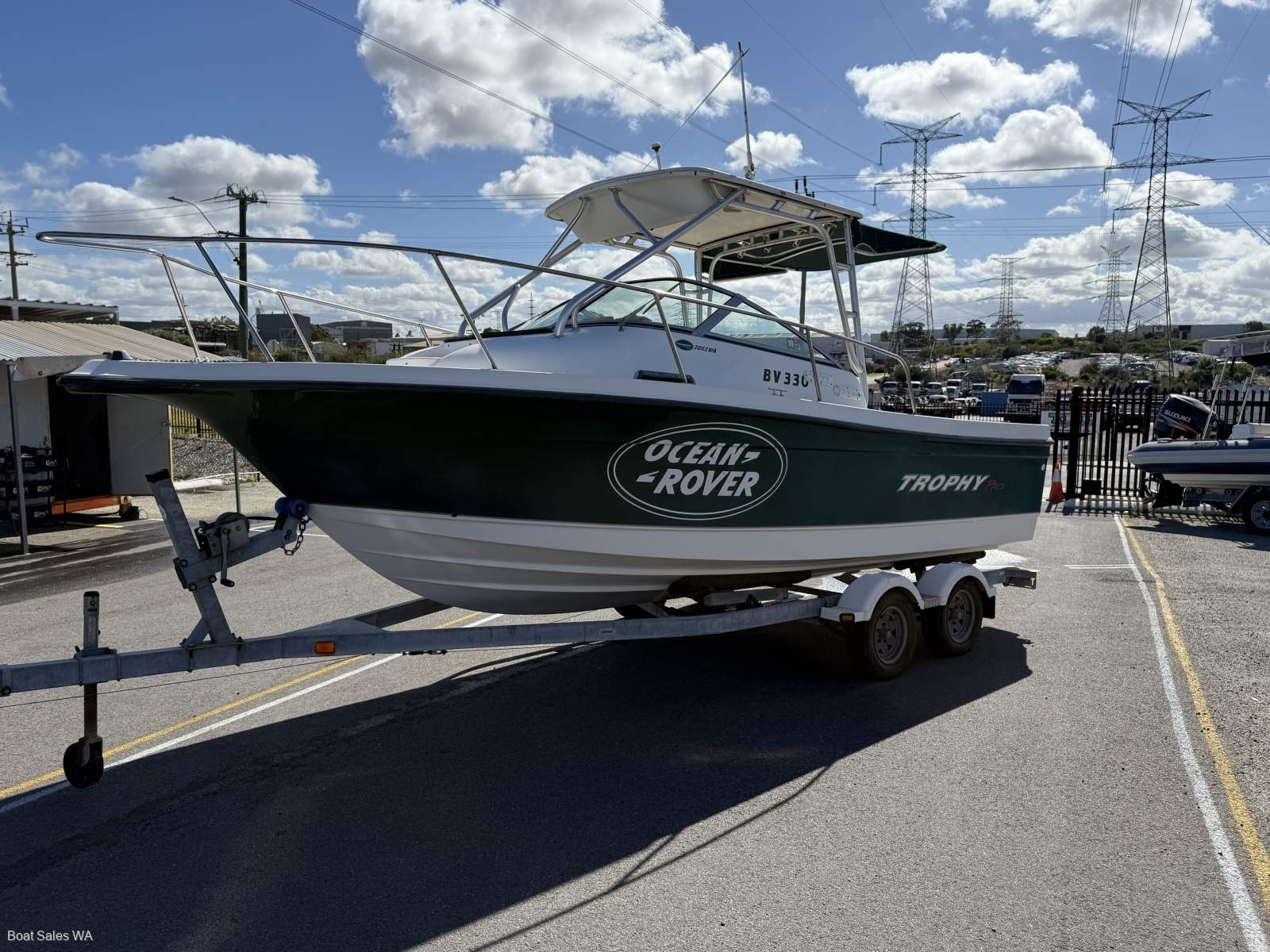 Trophy 2052 Walkaround 2.0L Diesel Mercruiser/Cummings 559hrs For Sale ...