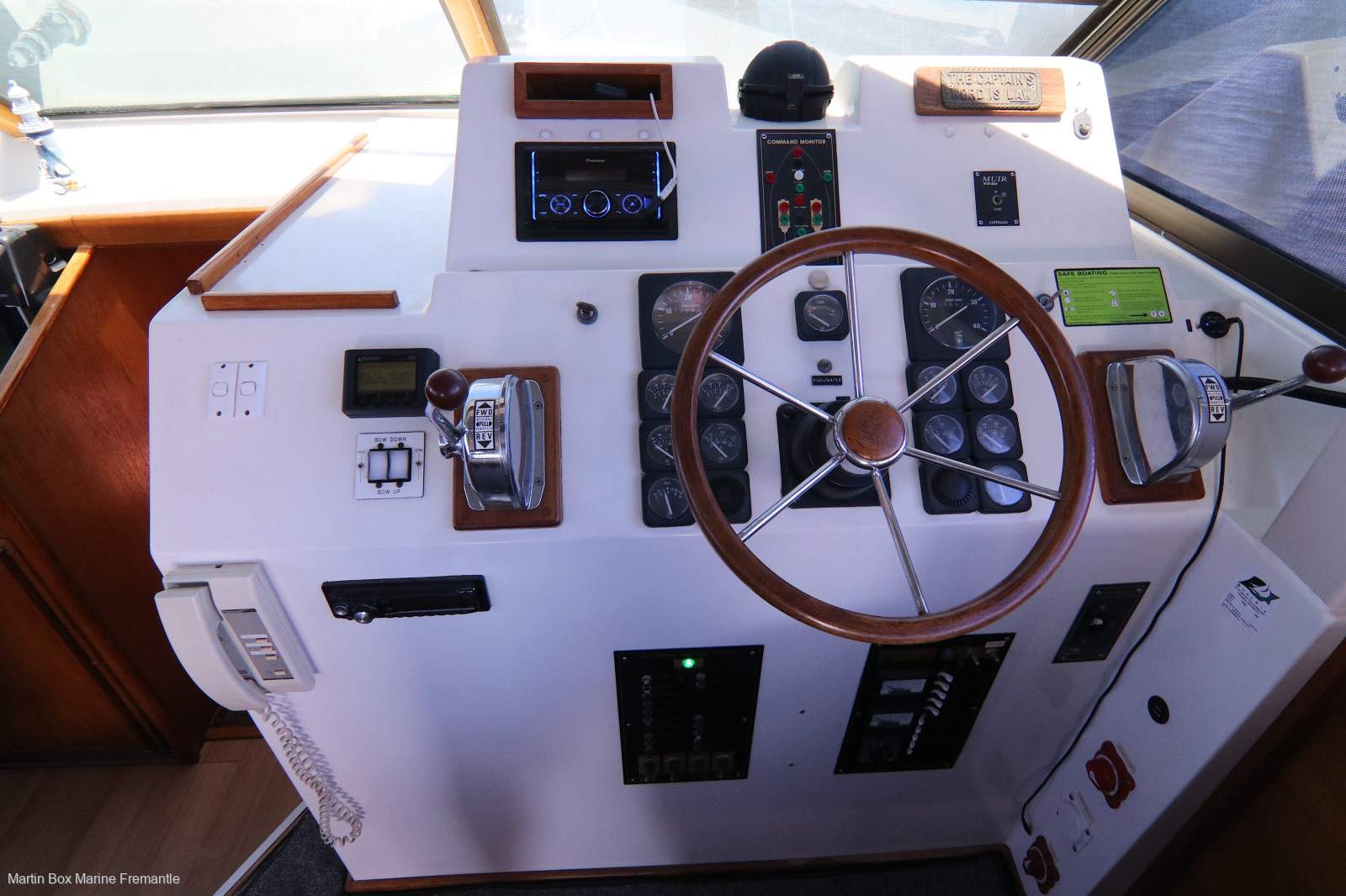 Used Mariner 3800 Mk Ii Flybridge With Twin Cummins Diesels for Sale ...