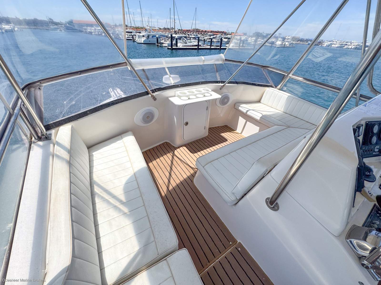 Caribbean 40 Flybridge Cruiser WITH PEN at Hillarys Marina For Sale ...