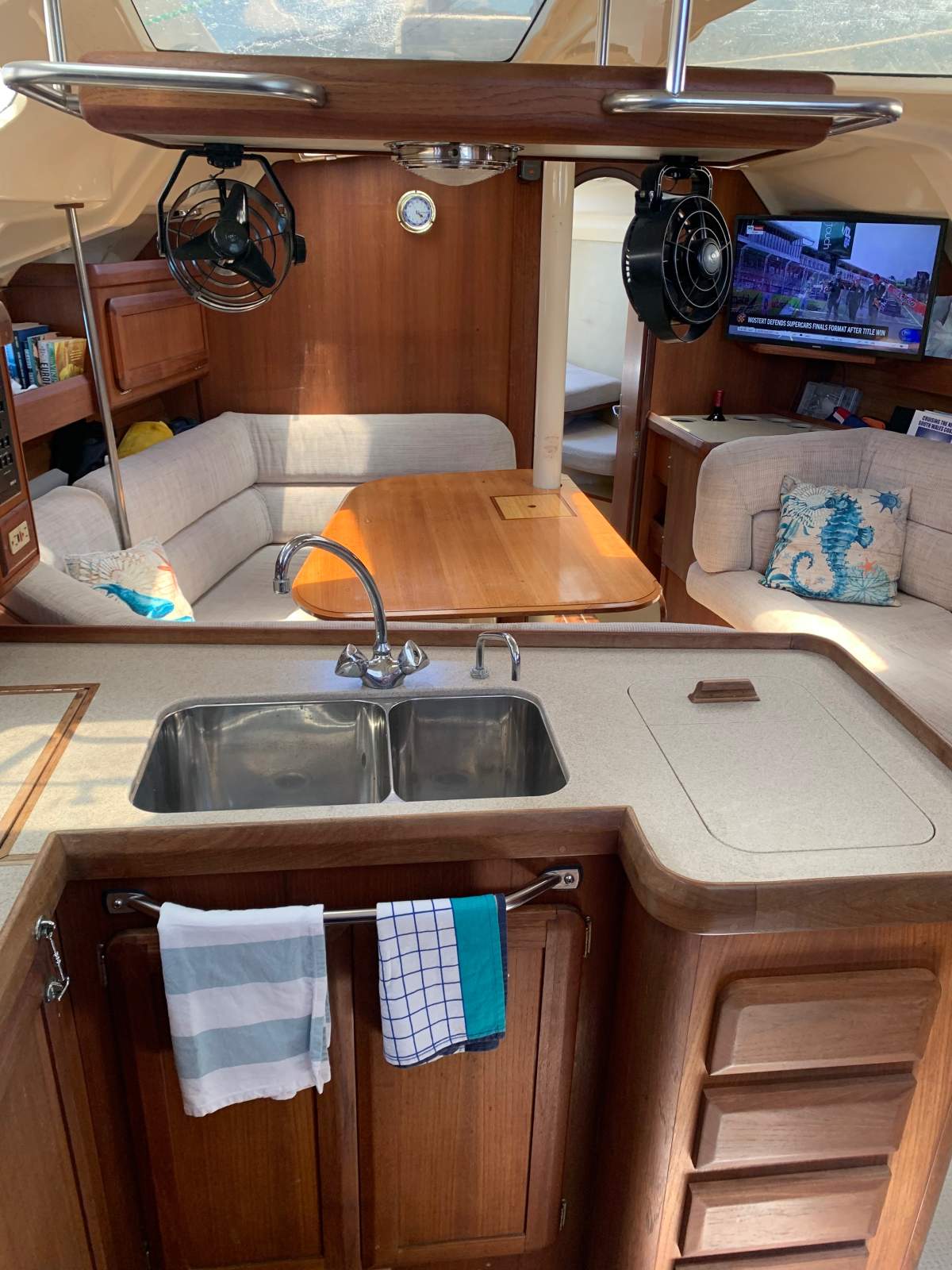Used Hunter 40.5 Legend for Sale | Yachts For Sale | Yachthub