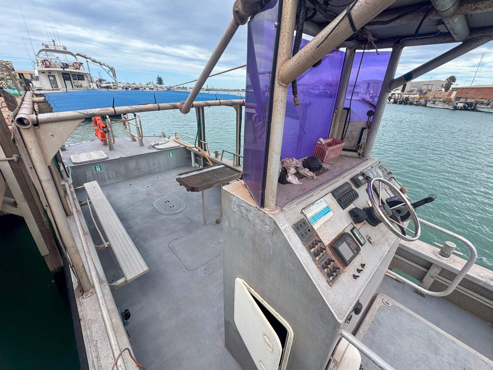 Strategic Marine 10.2 Commercial Vessel For Sale | Oceaneer Marine