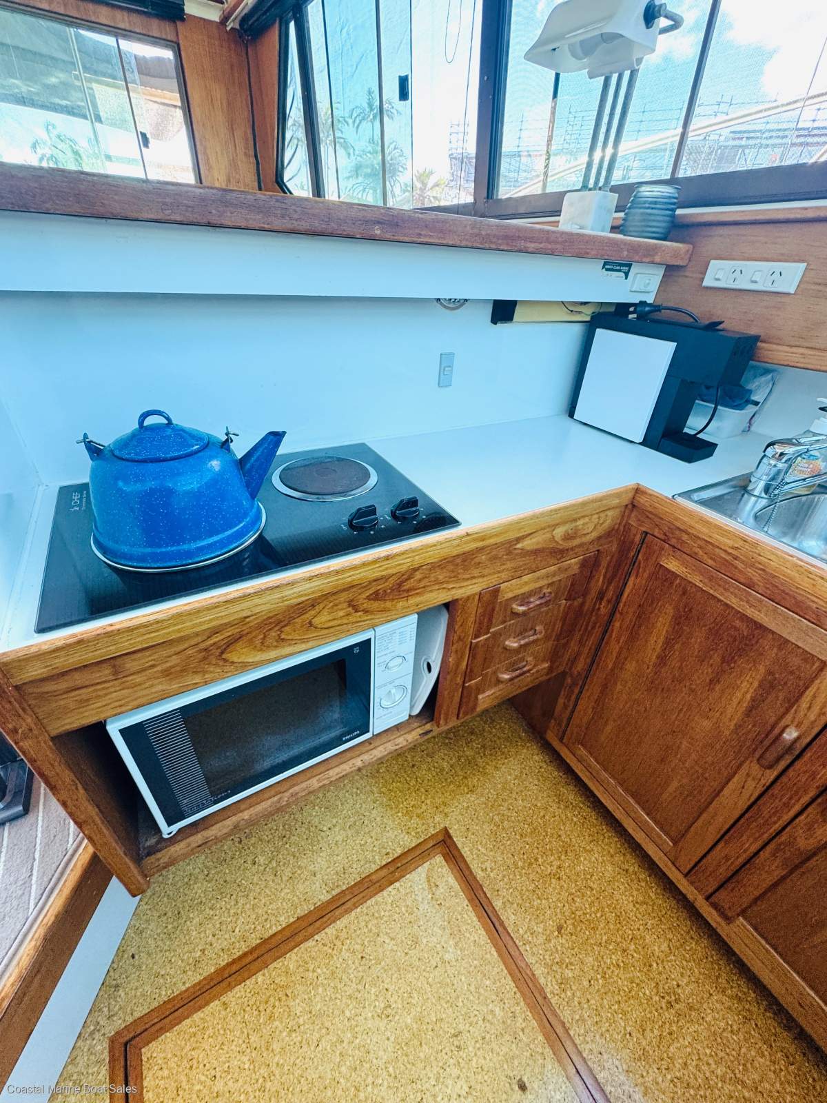 Used Mariner 3800 Flybridge Cruiser for Sale | Boats For Sale | Yachthub
