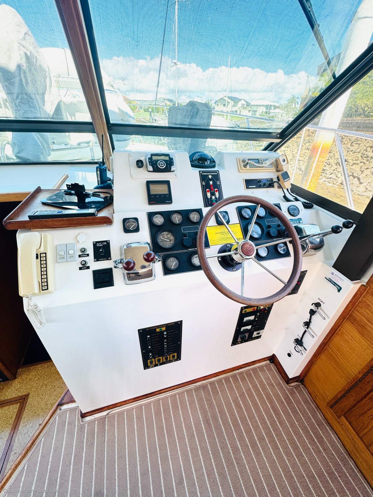 Used Mariner 3800 Flybridge Cruiser for Sale | Boats For Sale | Yachthub