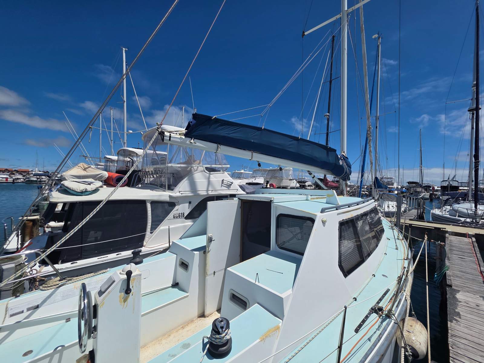 Sailfar Yachts Deck Saloon 40 12 METRE CRUISING YACHT - FULL YANMAR ...