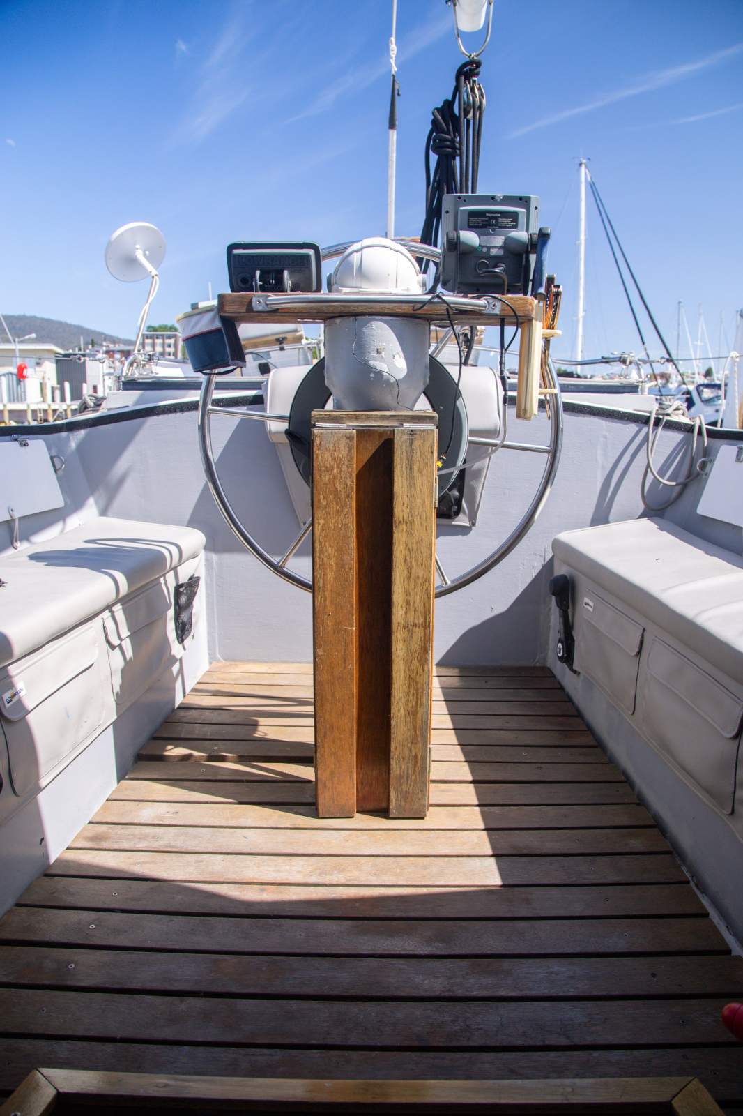 Used Mottle 33 Very Well Equipped And Upgraded! for Sale | Yachts For ...