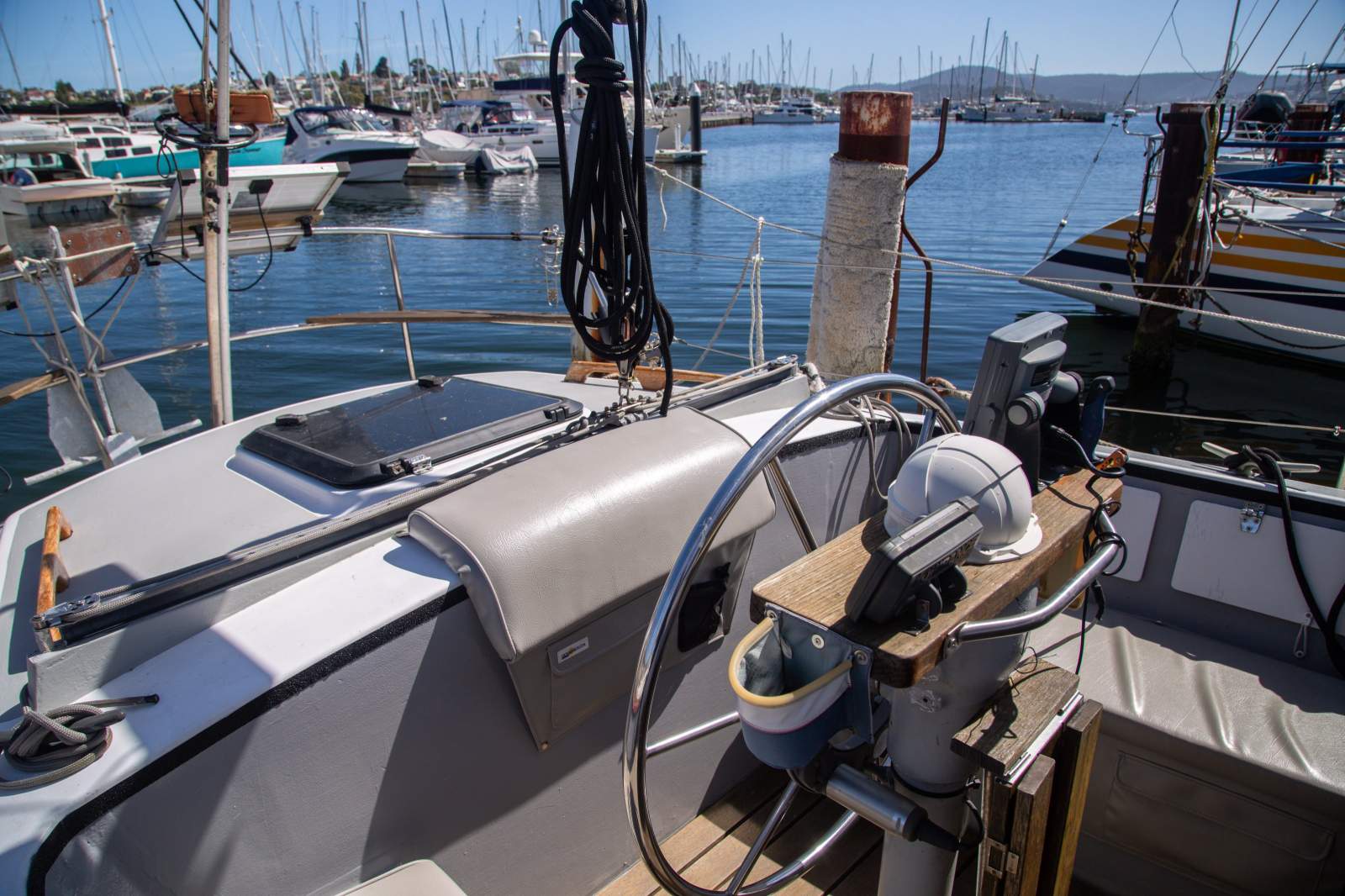 Used Mottle 33 Very Well Equipped And Upgraded! for Sale | Yachts For ...