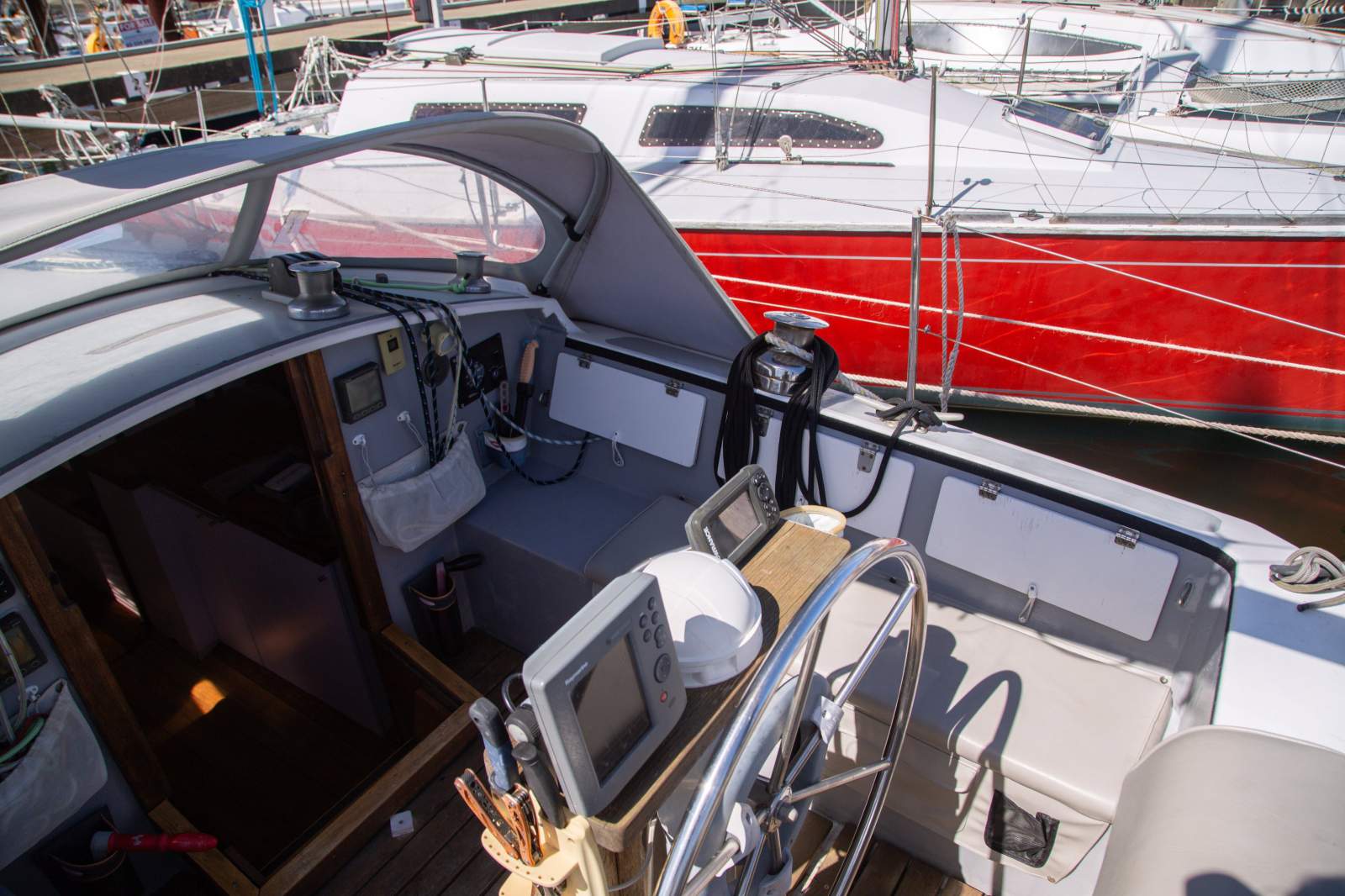 Mottle 33 VERY WELL EQUIPPED AND UPGRADED! For Sale | Derwent Boat Sales