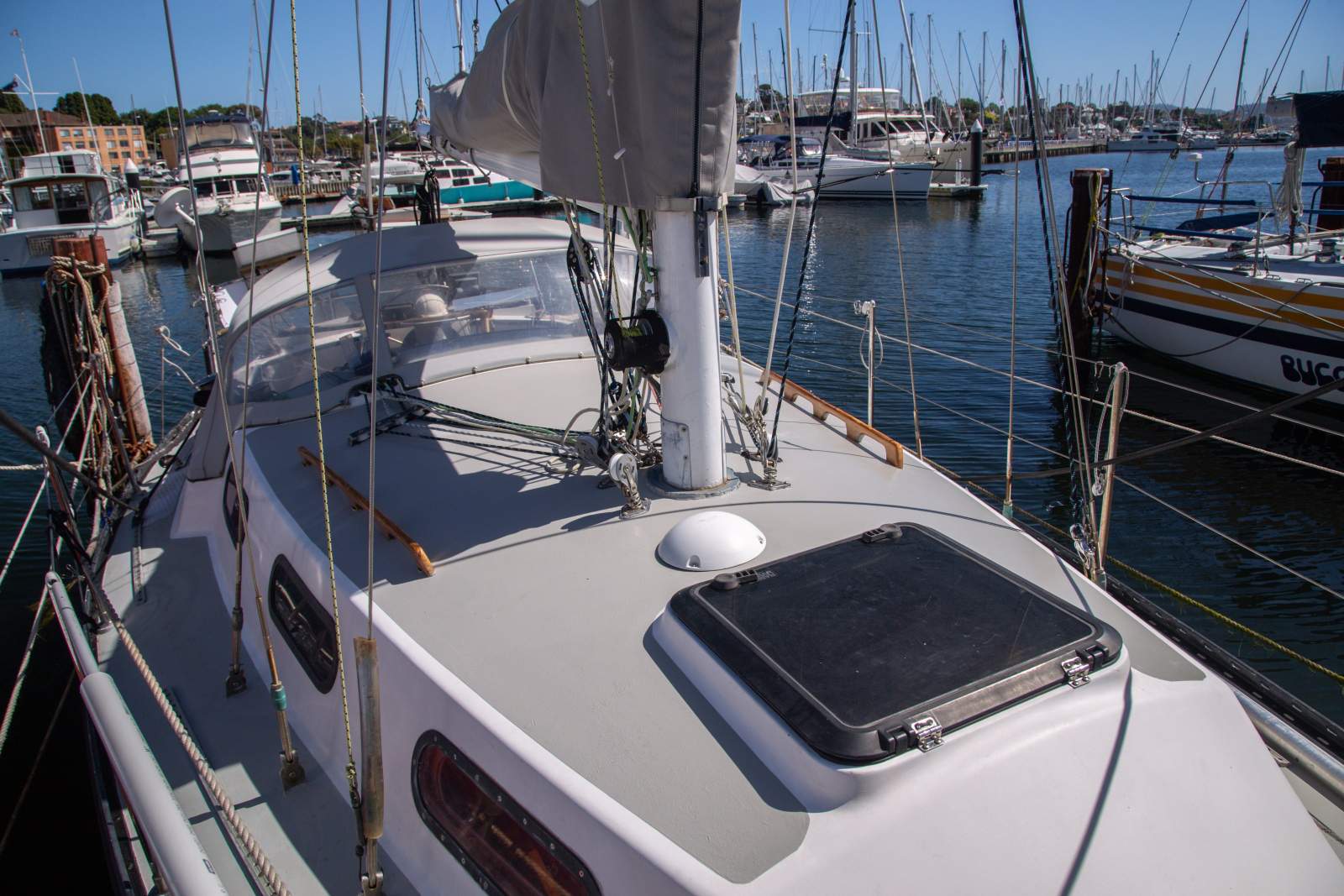 Used Mottle 33 Very Well Equipped And Upgraded! for Sale | Yachts For ...