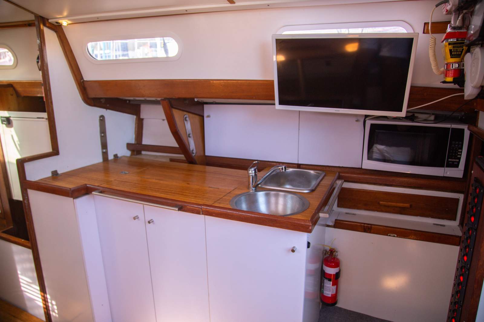 Used Mottle 33 Very Well Equipped And Upgraded! for Sale | Yachts For ...