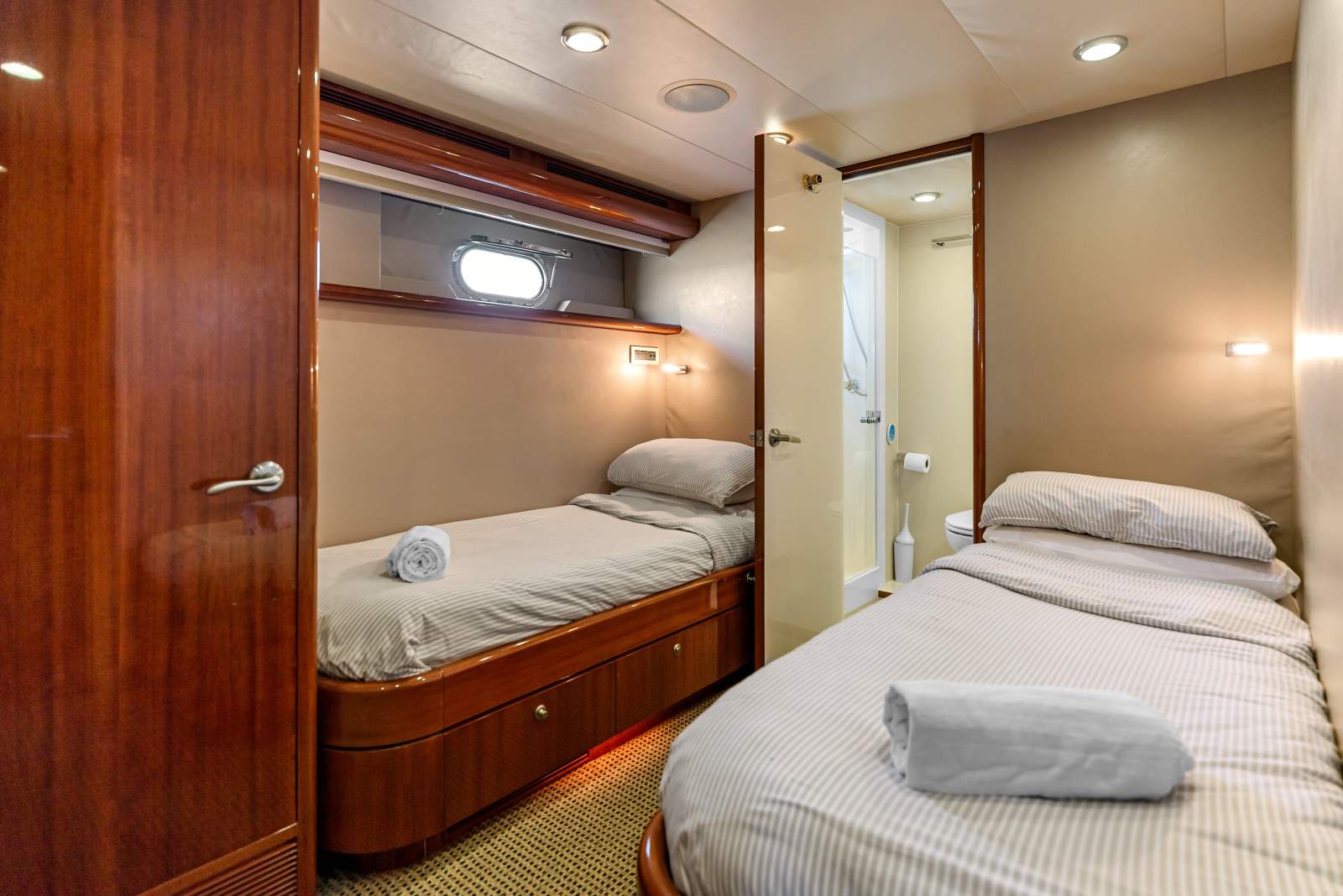 Used Cheoy Lee 66 Motor Yacht for Sale | Boats For Sale | Yachthub
