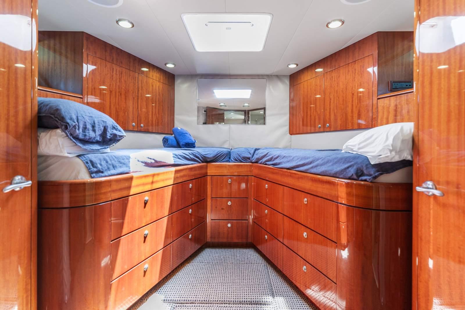 Used Cheoy Lee 66 Motor Yacht for Sale | Boats For Sale | Yachthub