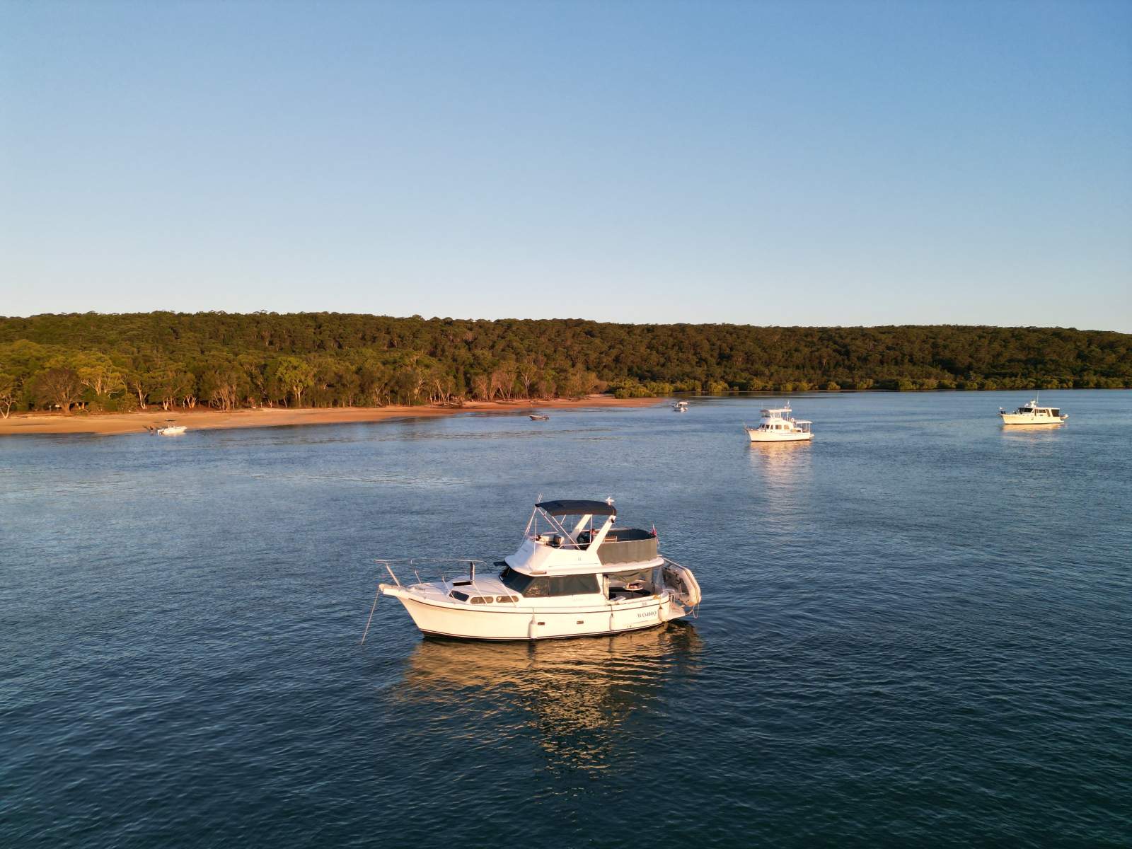 Used Resort 35 Cruiser Resort 35 Flybridge Cruiser for Sale | Boats For ...
