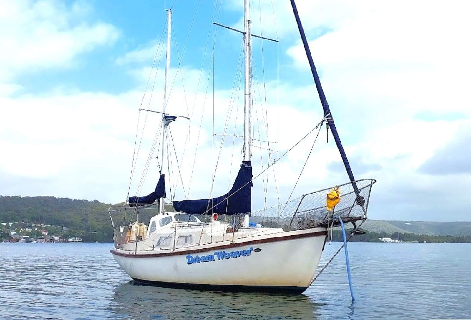 Used Herreshoff H28 1983 Walker Fibreglass Ketch for Sale | Yachts For ...