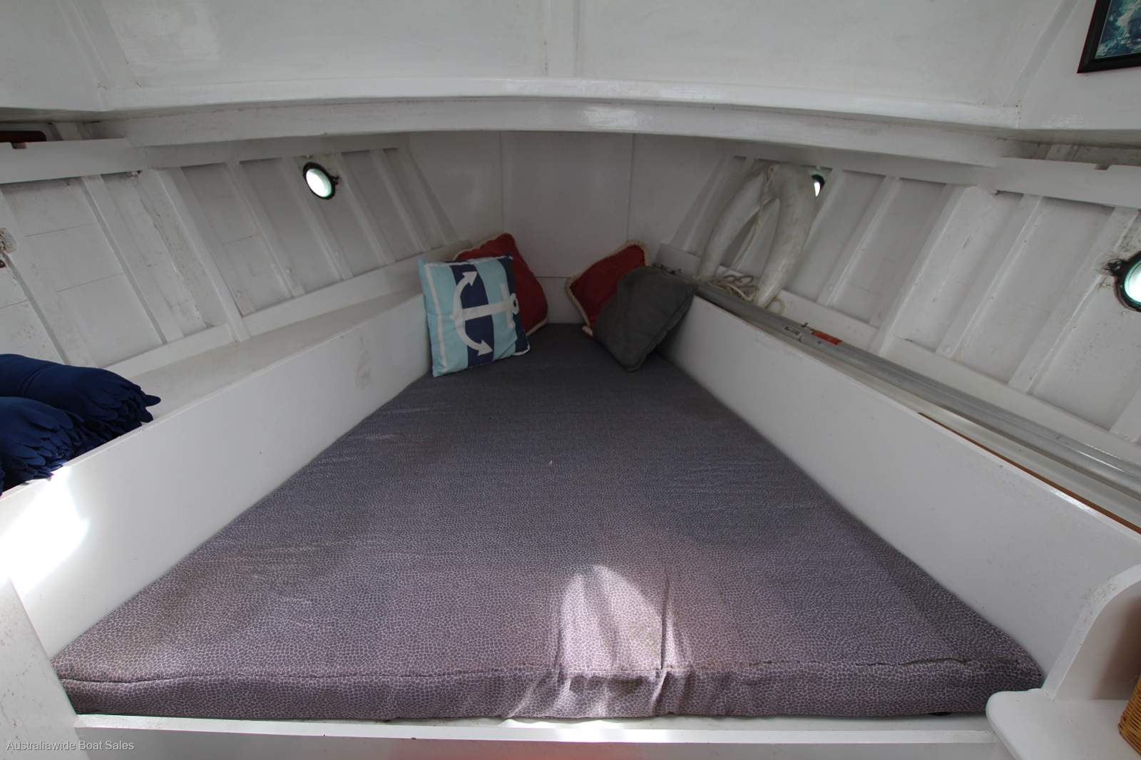 Used Bay Cruiser 30ft Sedan for Sale | Boats For Sale | Yachthub