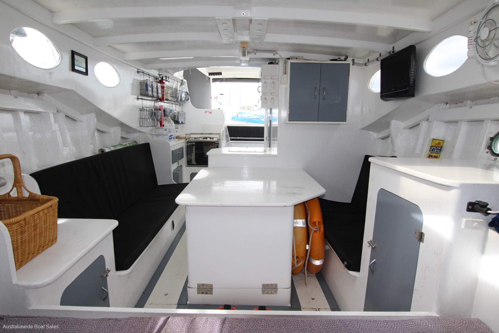 Used Bay Cruiser 30ft Sedan for Sale | Boats For Sale | Yachthub