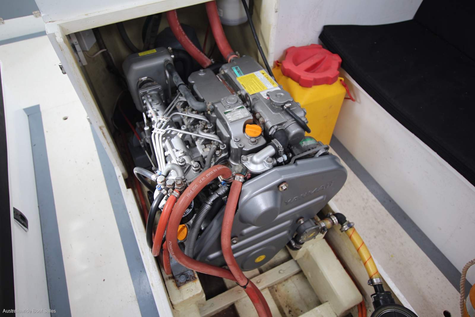 Used Bay Cruiser 30ft Sedan for Sale | Boats For Sale | Yachthub