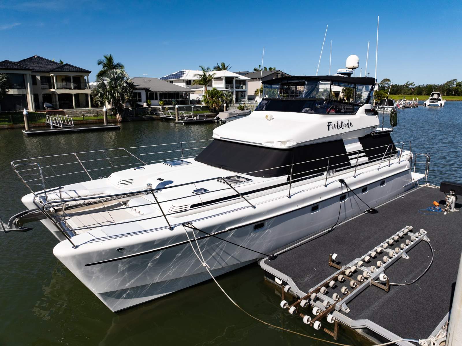 Used Cooke Bros 46 Flybridge Powercat for Sale | Boats For Sale | Yachthub