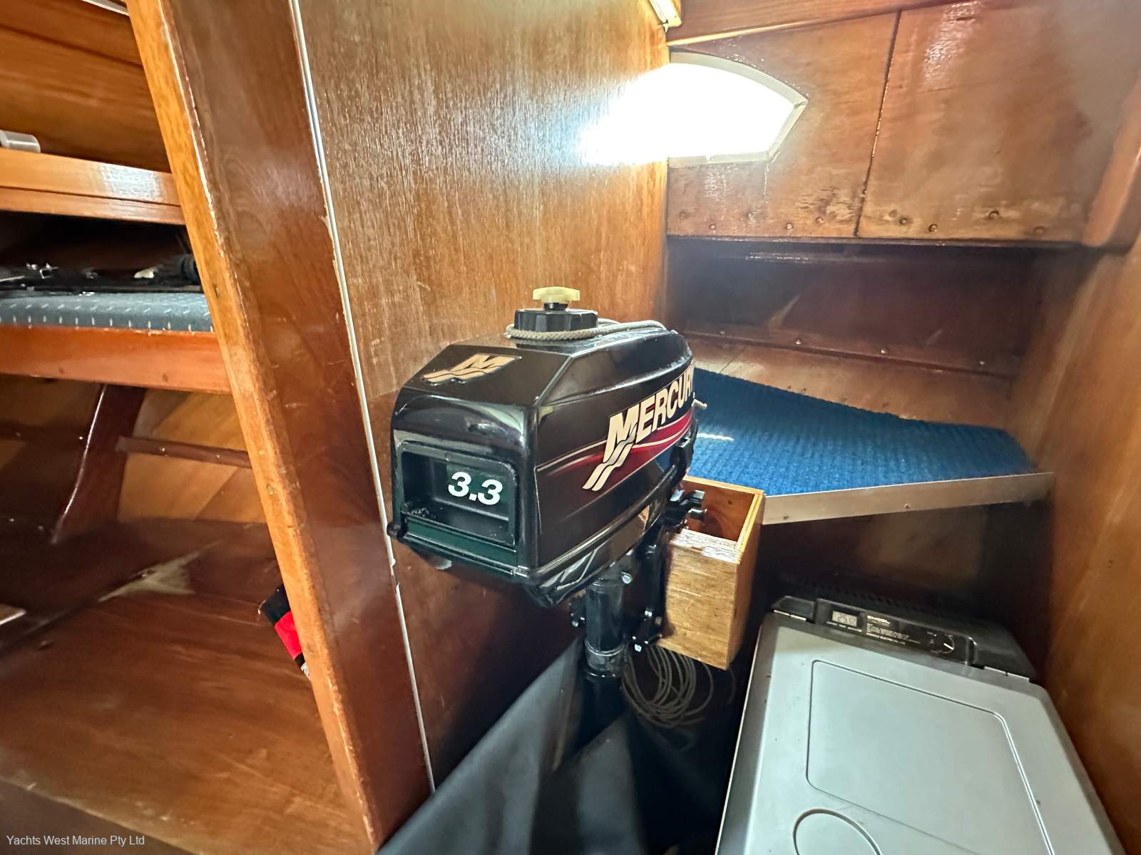 Used Fury 32 Flybridge Cruiser Repowered With Iveco 270 Hp for Sale ...