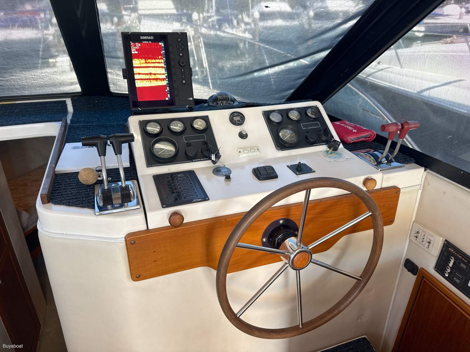 Used Riviera 33 Flybridge for Sale | Boats For Sale | Yachthub