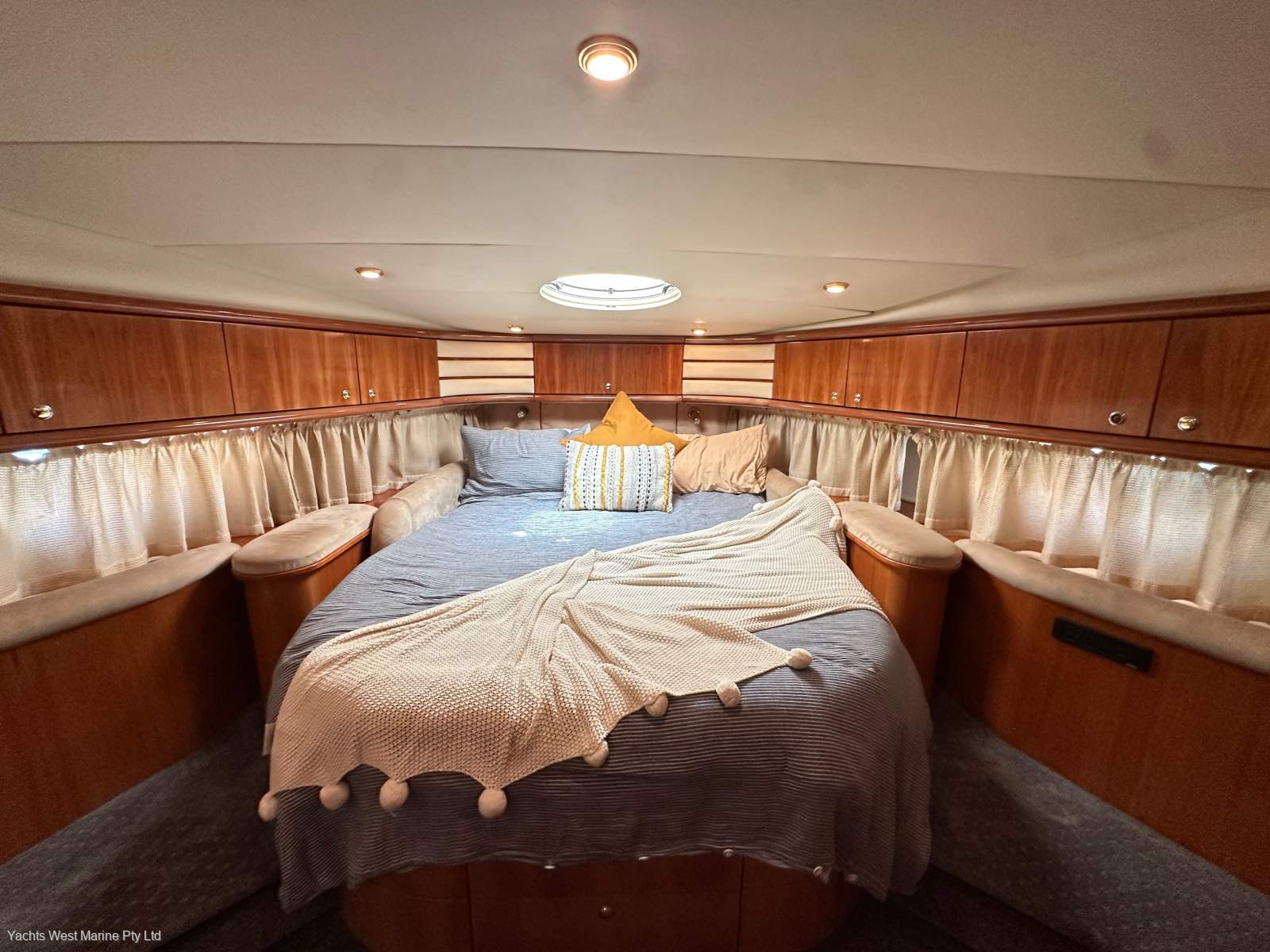 Sunseeker Manhattan 62 " Hardtop Flybridge " For Sale | Yachts West ...