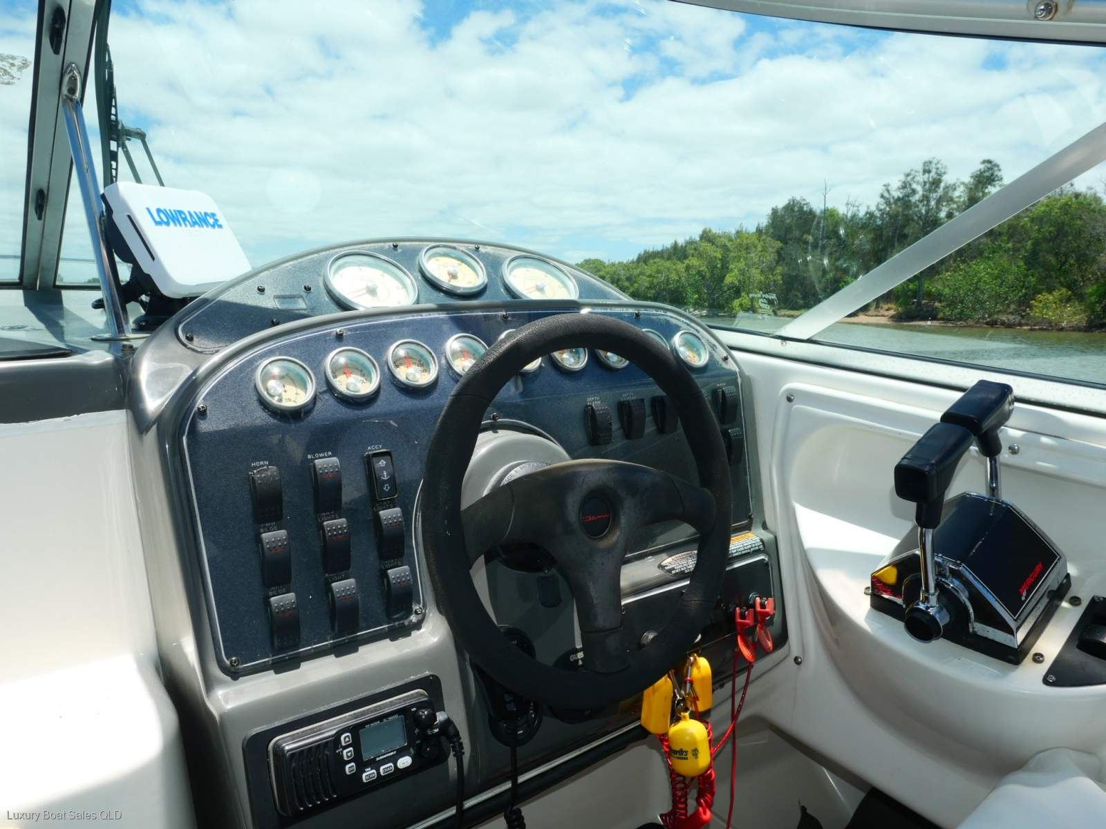 Used Maxum 2900 Sports Cruiser Express for Sale | Boats For Sale | Yachthub