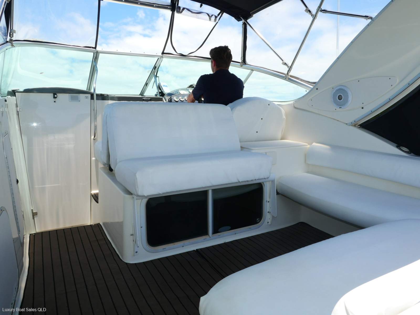 Used Maxum 2900 Sports Cruiser Express for Sale | Boats For Sale | Yachthub