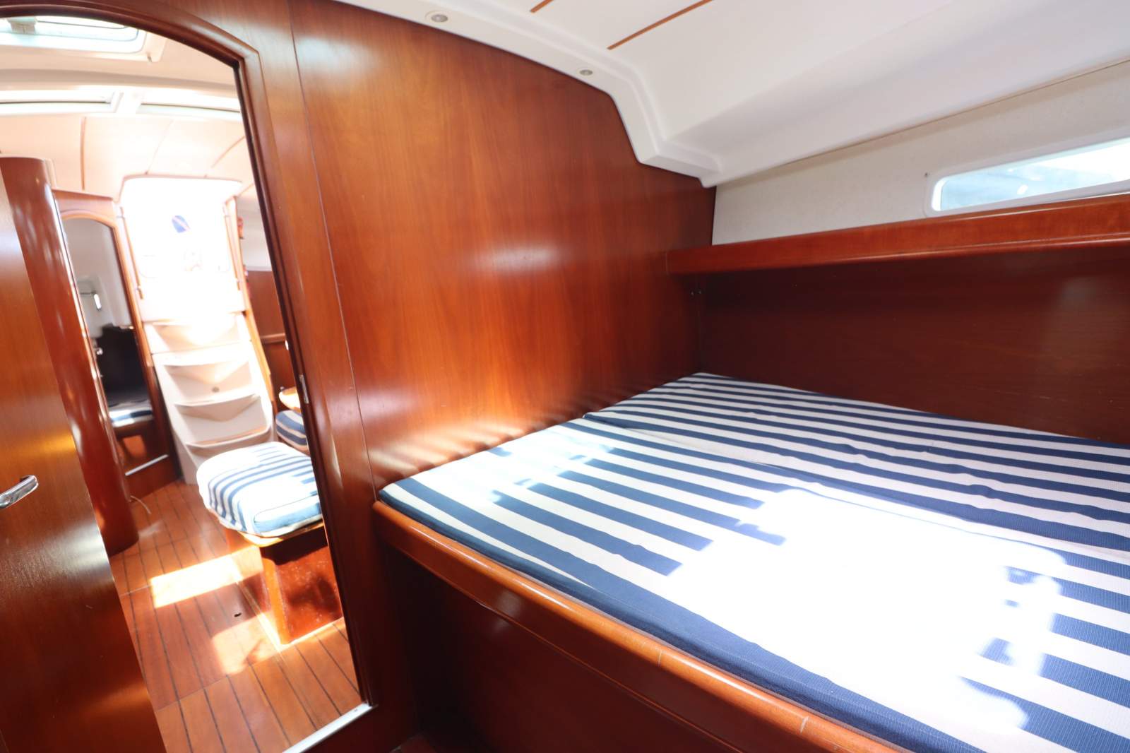 Used Beneteau Oceanis 393 for Sale | Yachts For Sale | Yachthub
