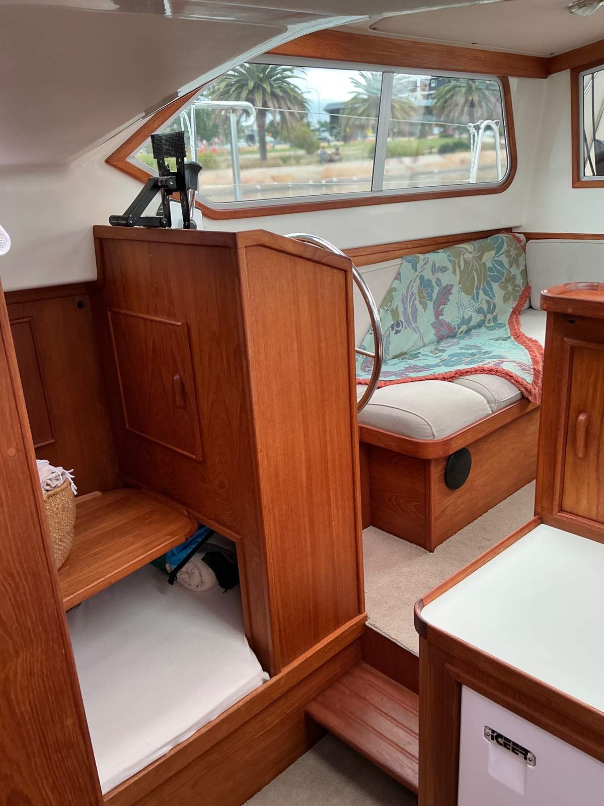 Used Zeston 36 for Sale | Yachts For Sale | Yachthub