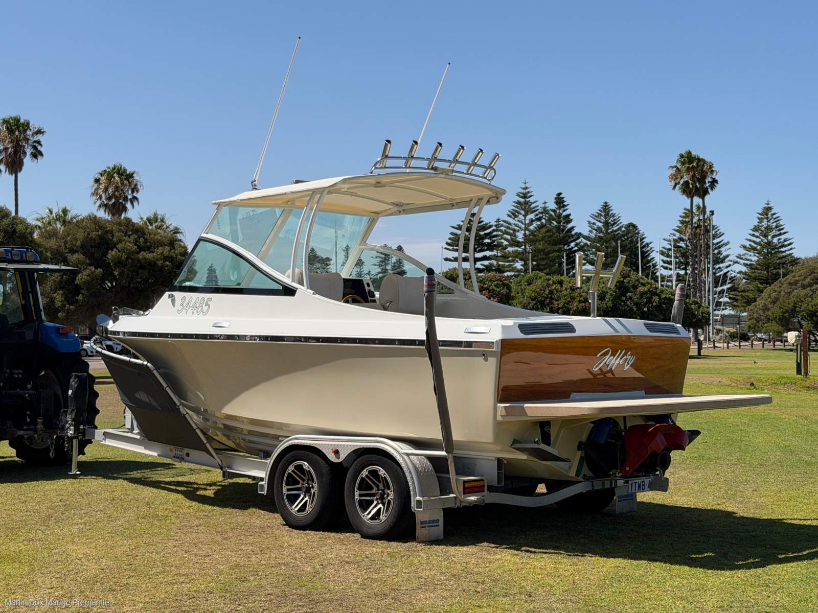 Used Caribbean Reef Runner 21 With 370hp Mercruiser And Hamilton Jet ...