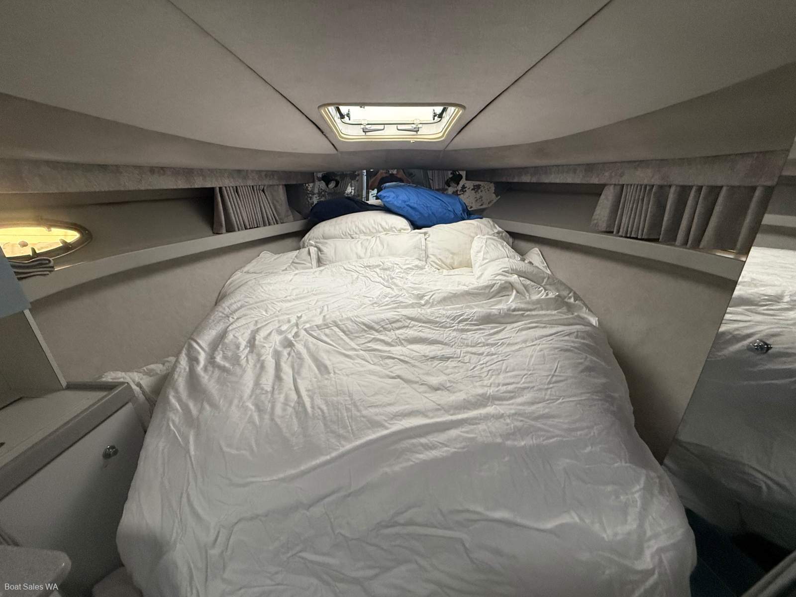 Formula 34 Performance Cruiser Hard stand storage can be transferable ...