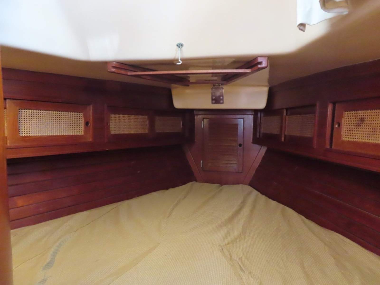 Used Bristol 38.8 Ted Hood Shallow Draft (centreboard) Cruiser for Sale ...