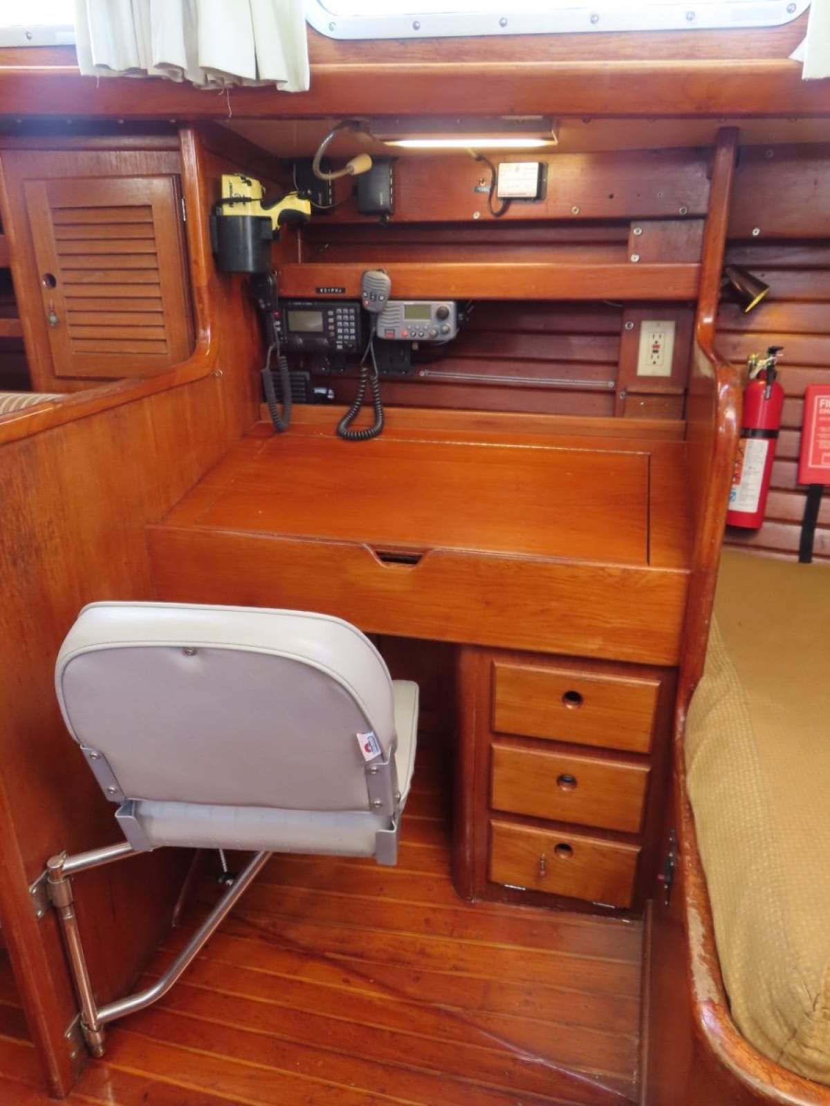 Used Bristol 38.8 Ted Hood Shallow Draft (centreboard) Cruiser for Sale ...