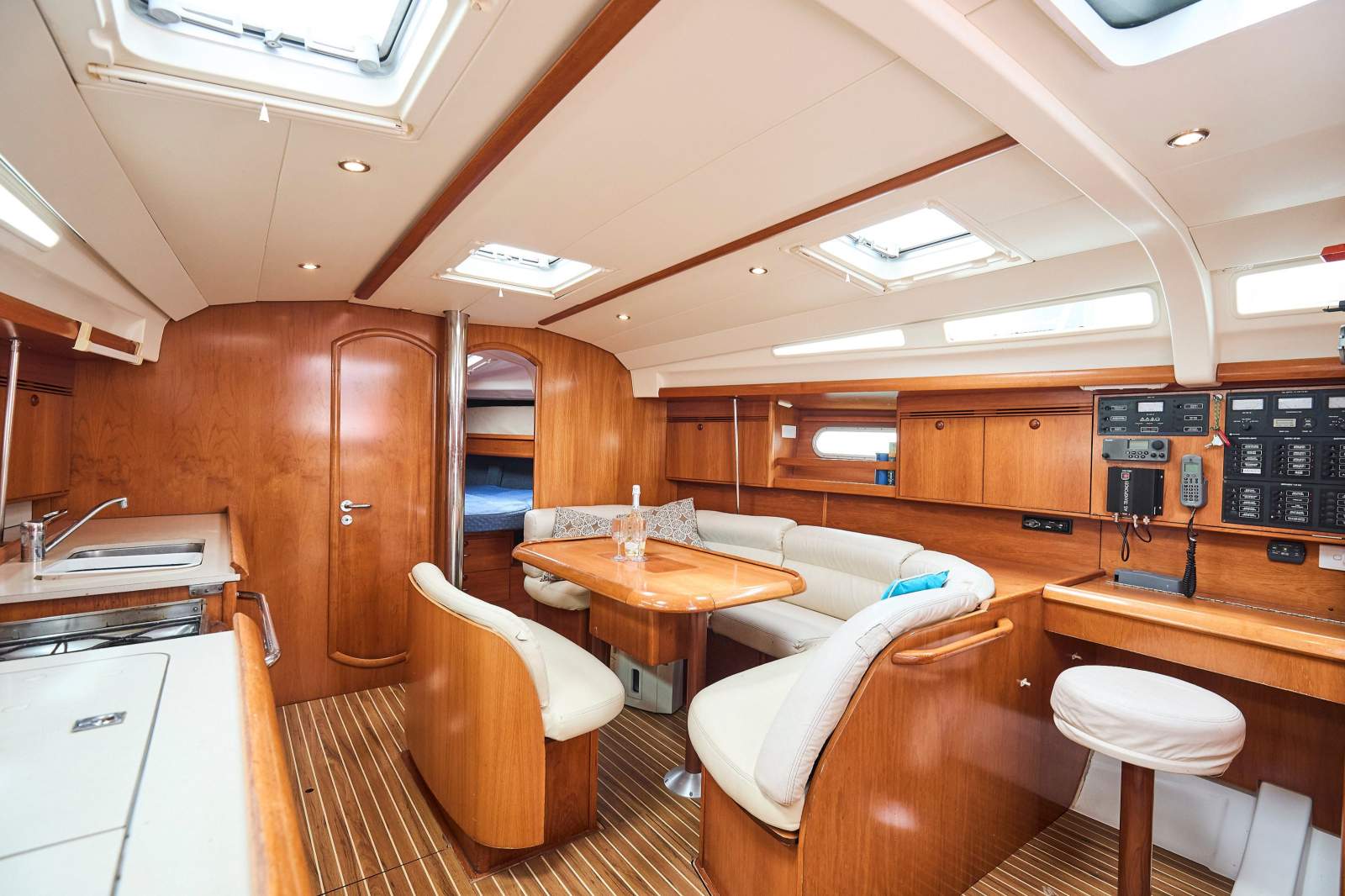 Used Jeanneau Sun Odyssey 45 2005 for Sale | Yachts For Sale | Yachthub
