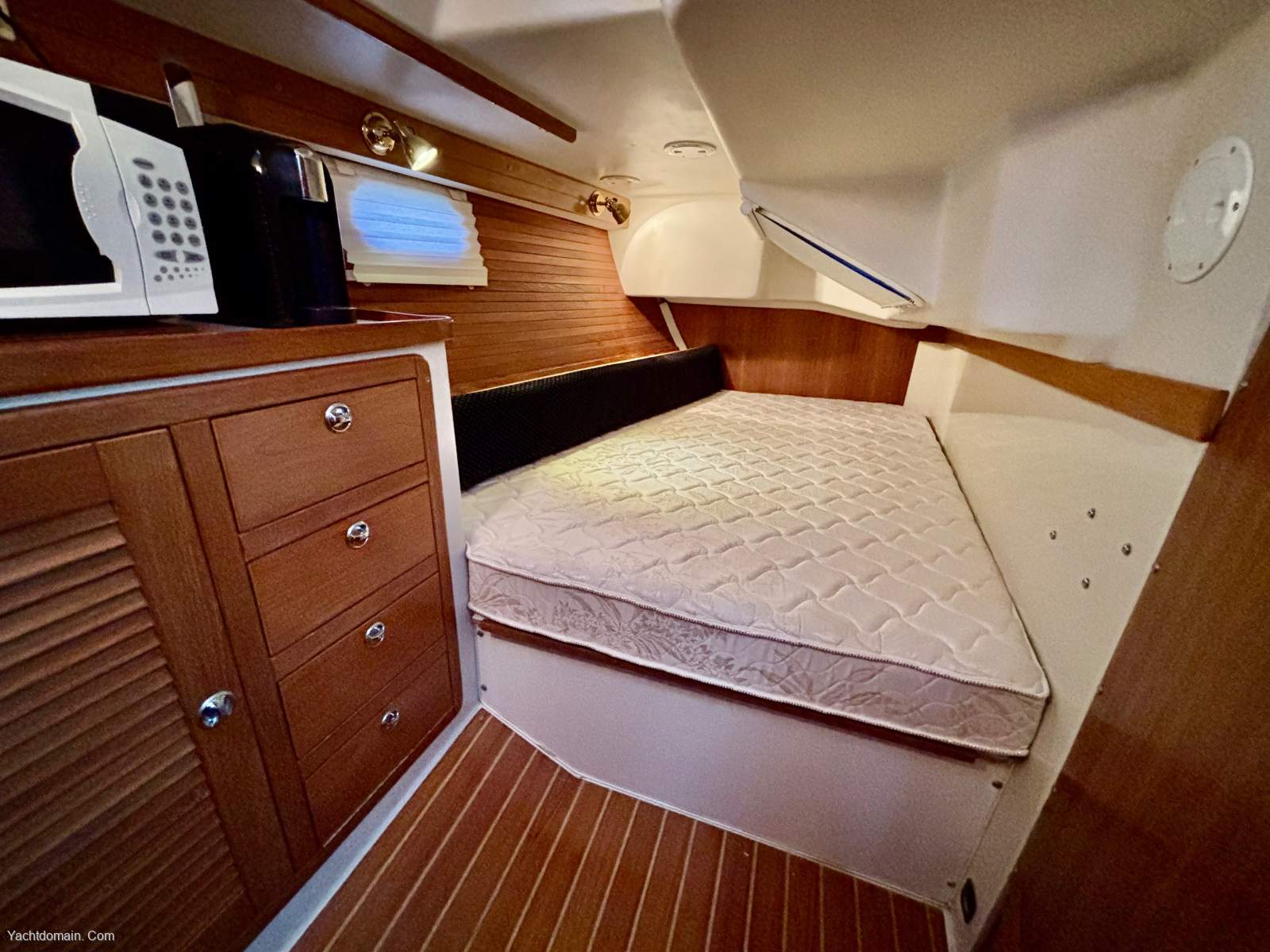 Used Catalina 42 Mk Ii Two Cabin Pullman Owners Berth for Sale | Yachts ...