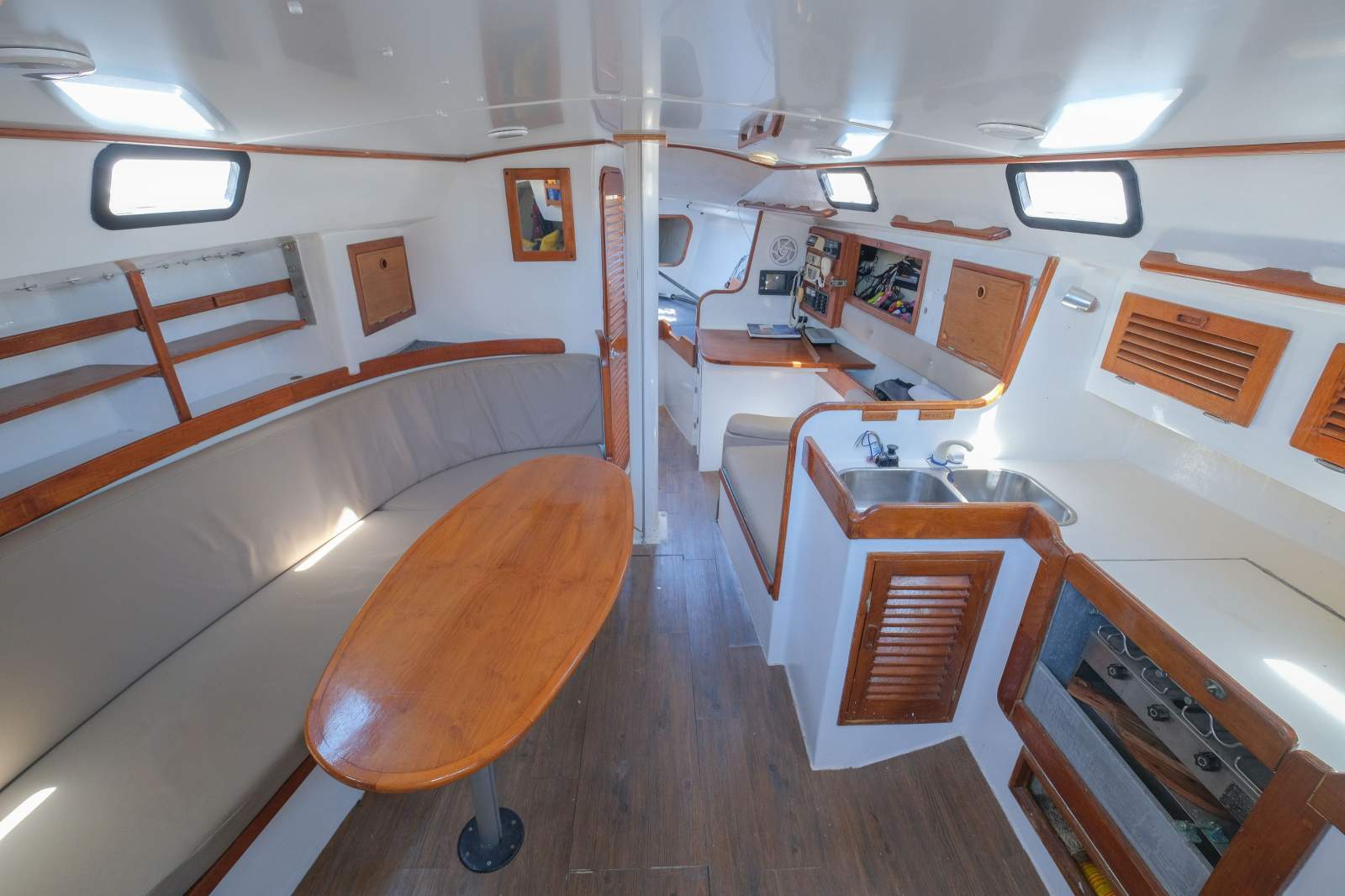 Used Adams 40cc ~ Highly Regarded Offshore Design for Sale | Yachts For ...