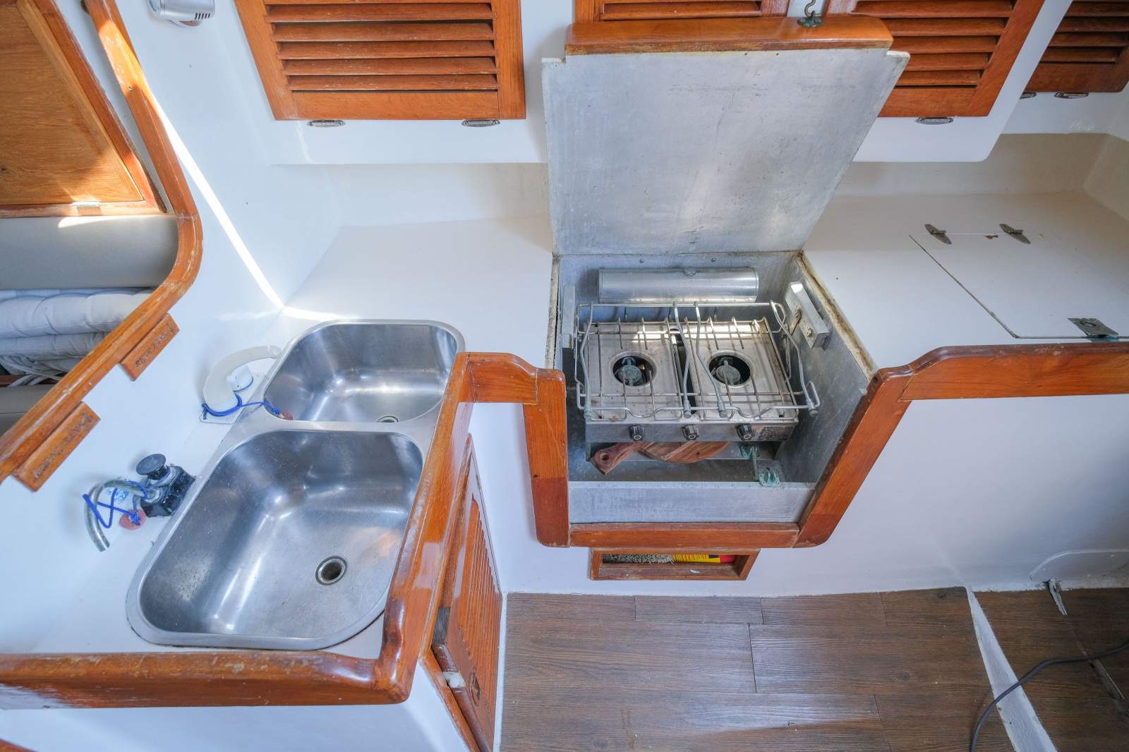 Used Adams 40cc ~ Highly Regarded Offshore Design for Sale | Yachts For ...