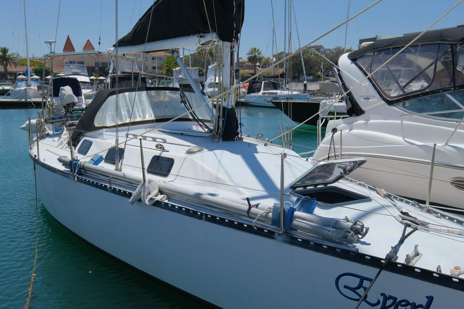 Used Adams 40cc ~ Highly Regarded Offshore Design for Sale | Yachts For ...