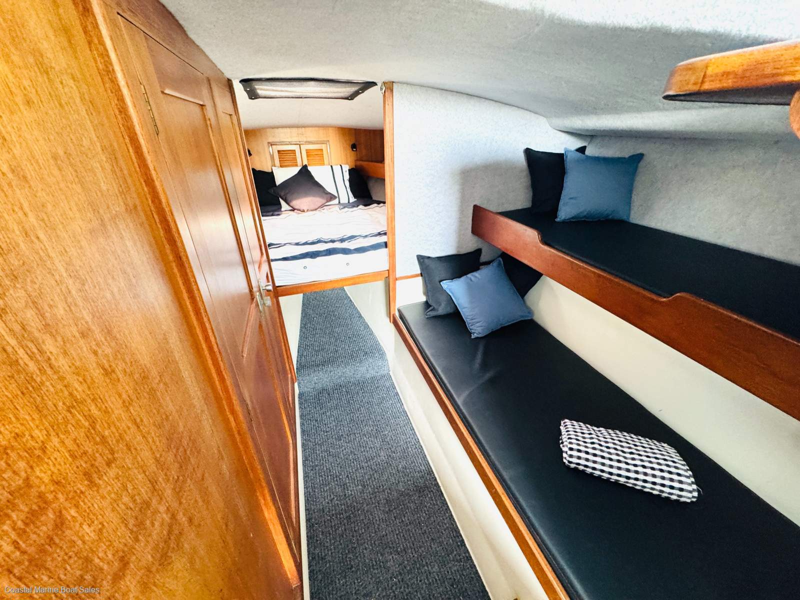 Used Randell 32 Flybridge Cruiser 32 Flybridge for Sale | Boats For ...