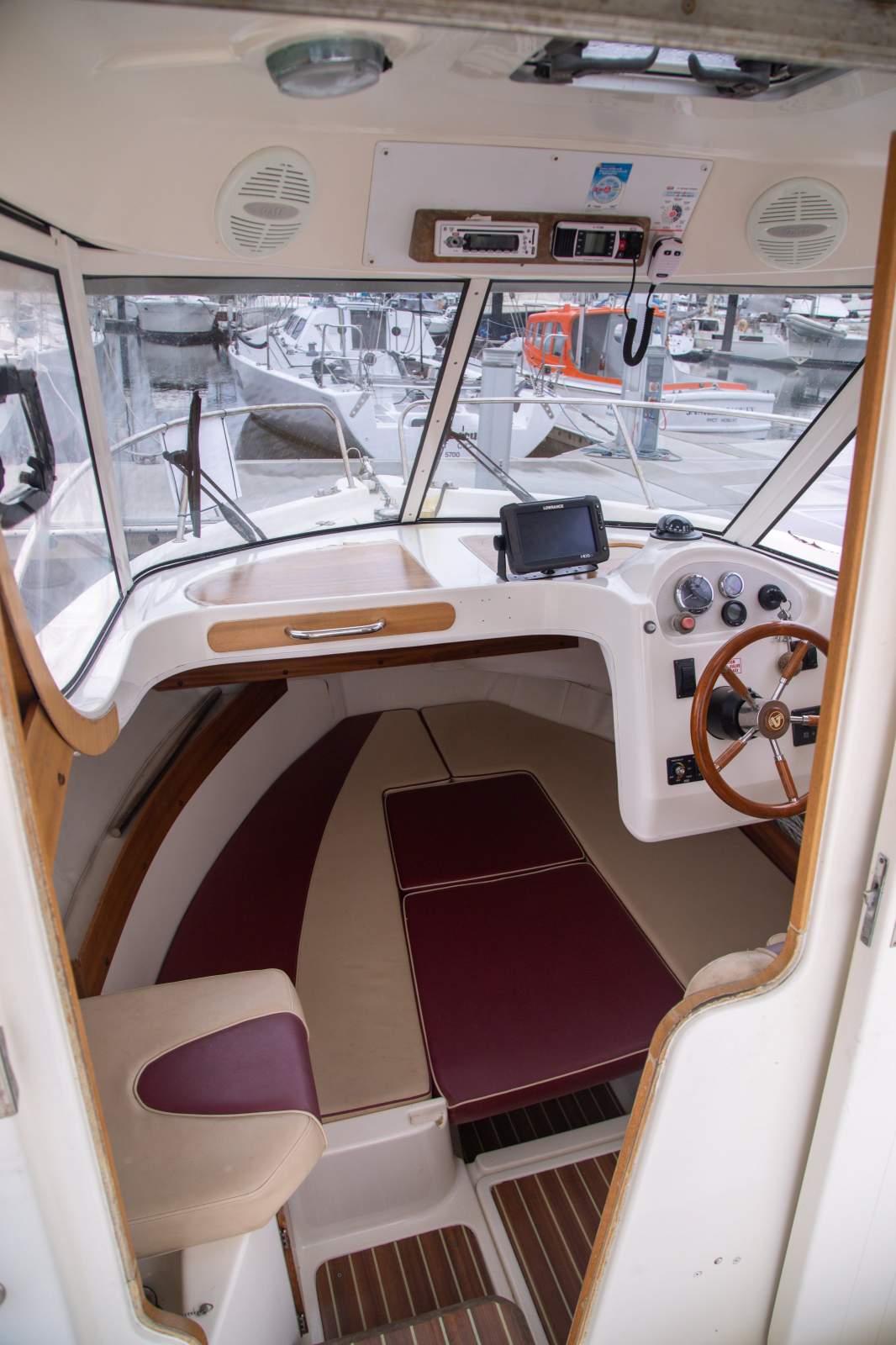 Used Arvor 230as Deluxe, Great Condition, Freshly Slipped! for Sale ...